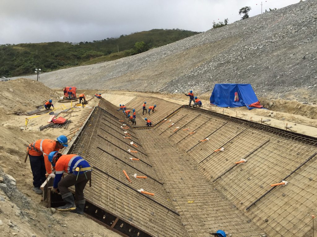 D0204 – Dinauyan River Diversion Channel - Delta Earthmoving, Inc.